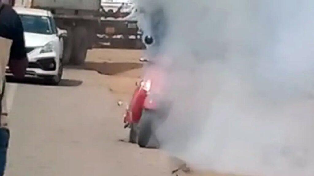 DRDO Report Reveals Serious Battery Issues in EVs That Caught Fire ...