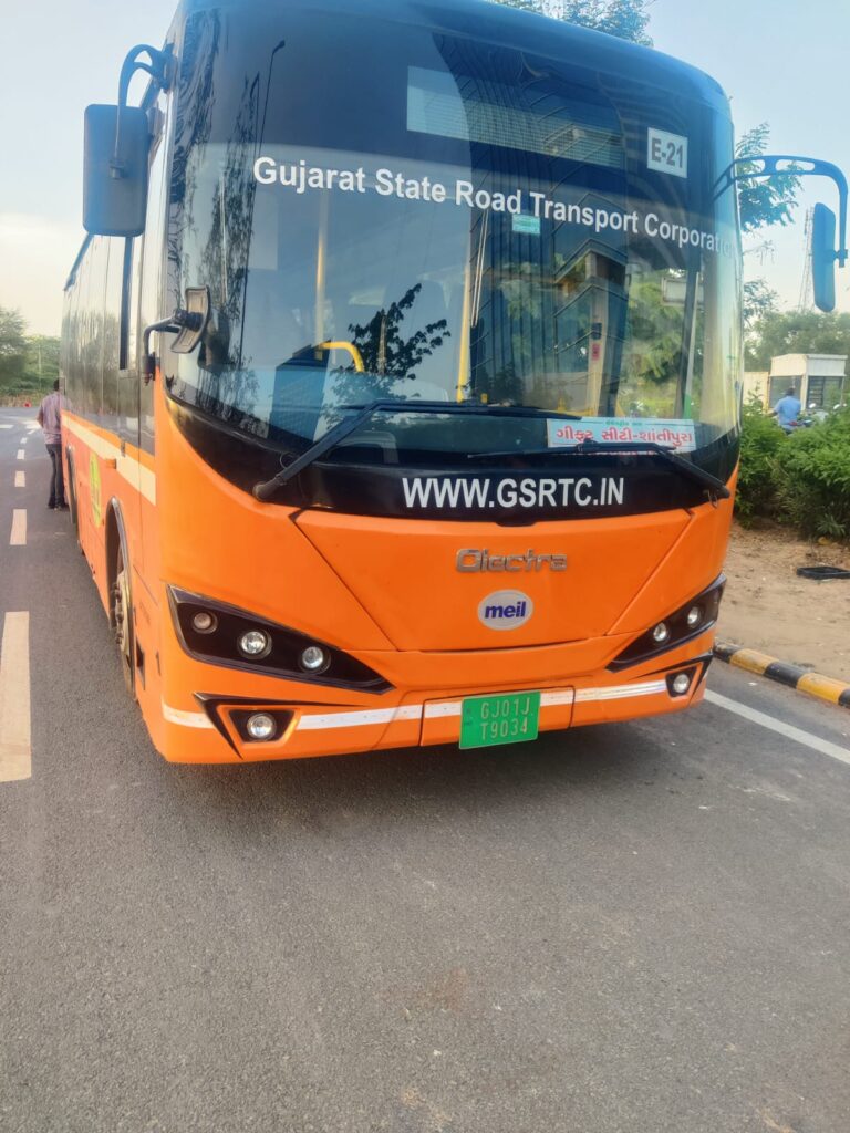 Electric Buses Run By GSRTC Connect